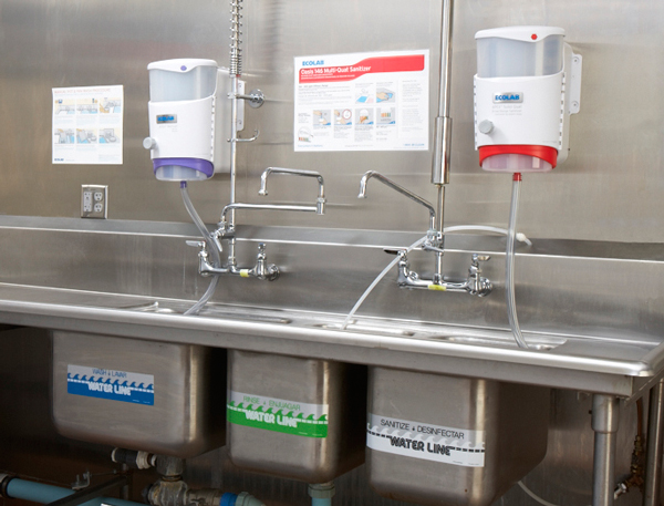 Apex™ Solid Quat Broad Range Sanitizer (Keystone)